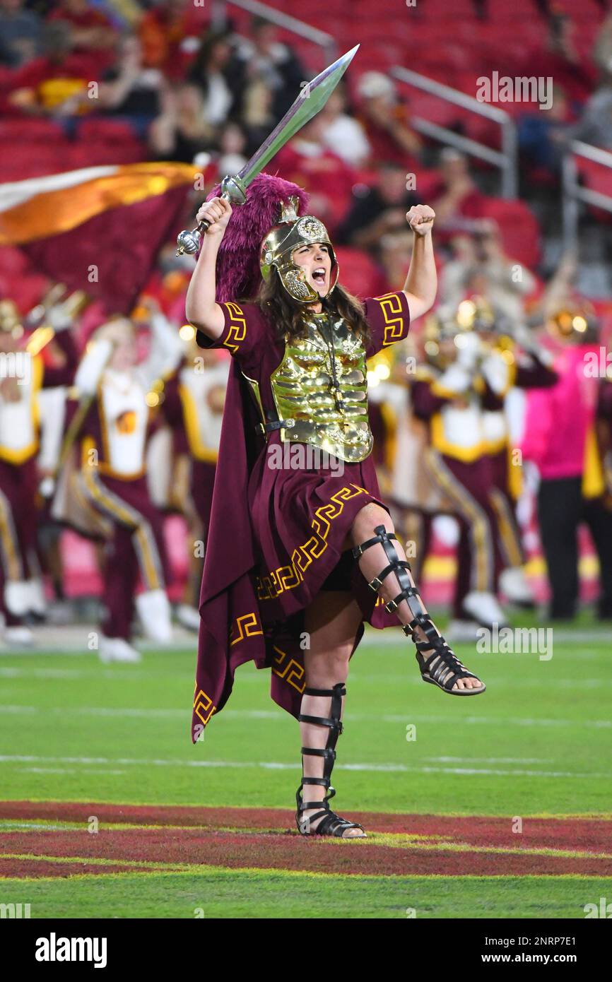 LOS ANGELES, CA - OCTOBER 19: USC Drum Major India Anderson performs ...