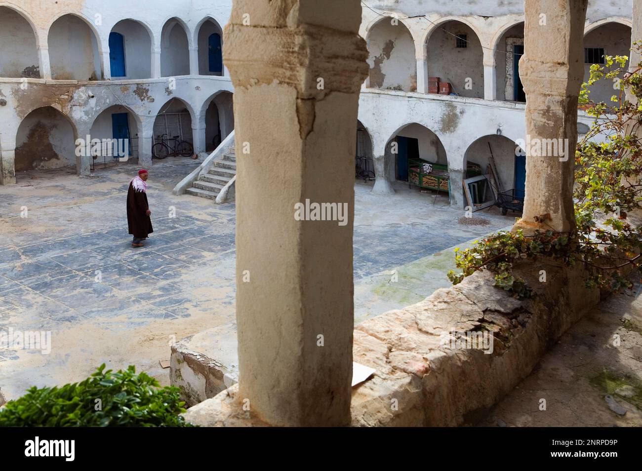 Tunisia.Djerba.Houmt Souk. Old fondouk. Medina Stock Photo - Alamy