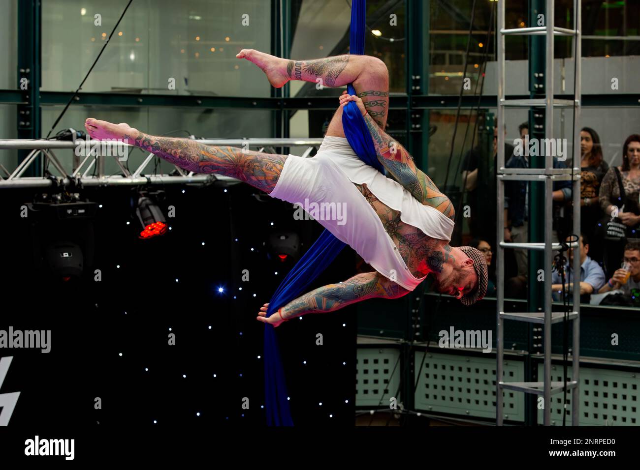 Circus of men hi-res stock photography and images - Alamy