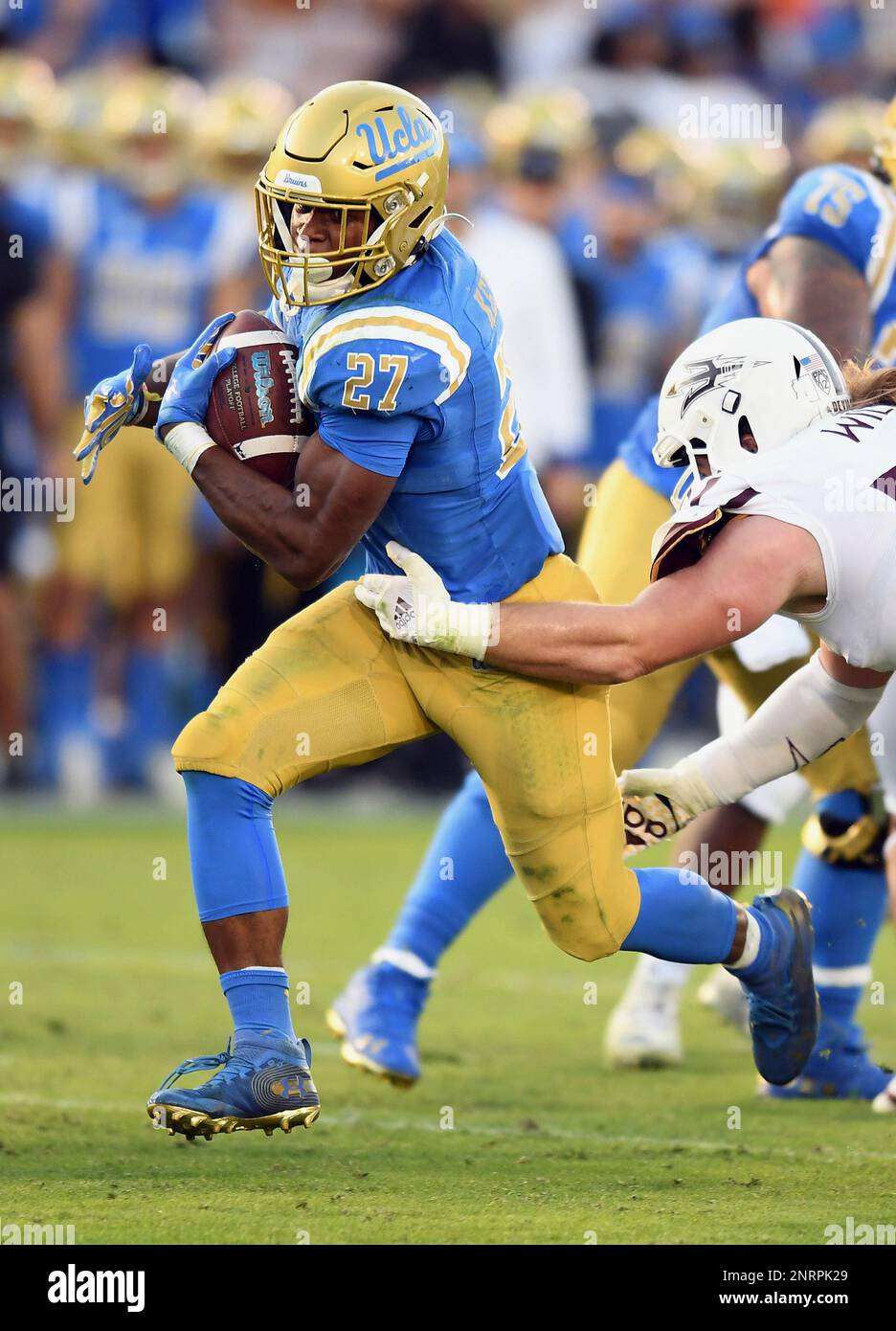 PASADENA, CA - OCTOBER 26: UCLA Bruins running back Joshua Kelley (27 ...