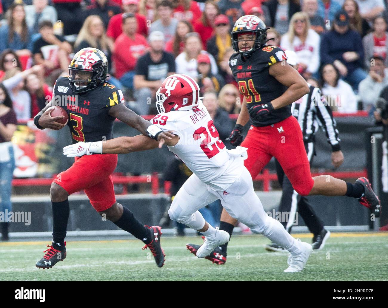 COLLEGE PARK, MD - OCTOBER 19: Maryland Terrapins quarterback Tyrrell ...