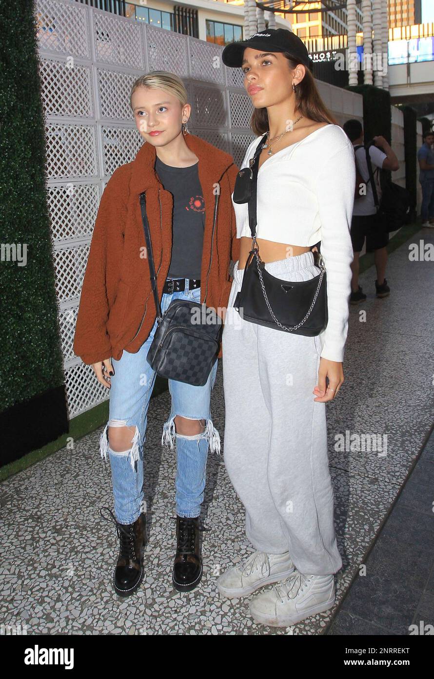 Photo by: zz/STRF/STAR MAX/IPx 2019 10/18/19 Haley Sullivan and Hana ...