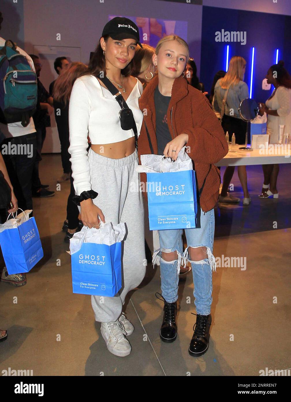 Photo by: zz/STRF/STAR MAX/IPx 2019 10/18/19 Hana Cross and Haley ...