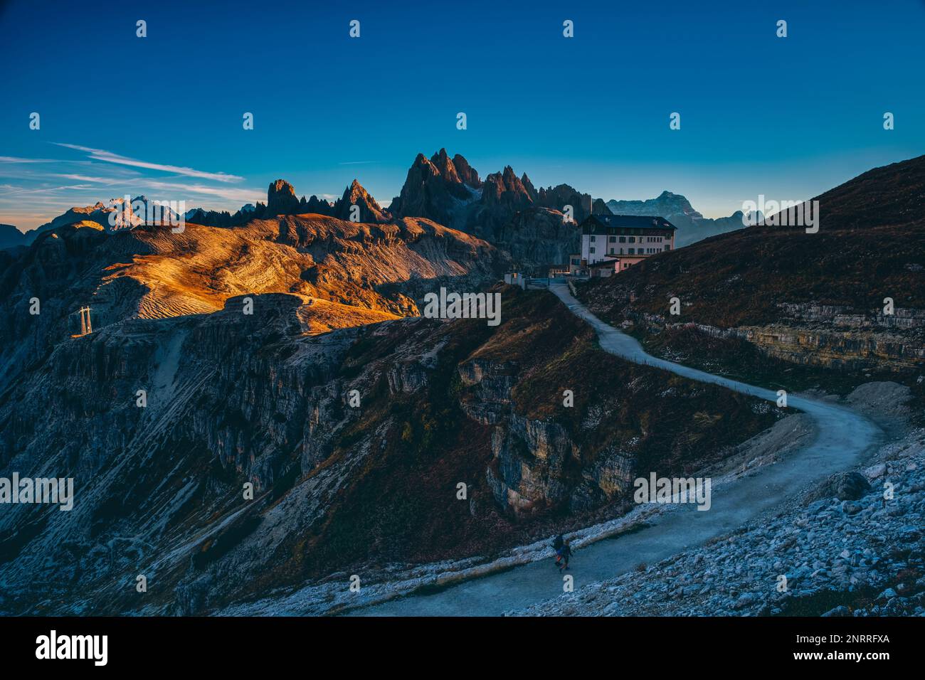 Hiking Tre Cime di Lavaredo floods you with an ocean of mountain ...