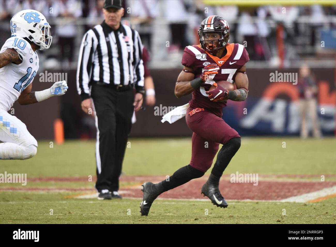 BLACKSBURG, VA - OCTOBER 19: Virginia Tech Hokies running back Deshawn ...