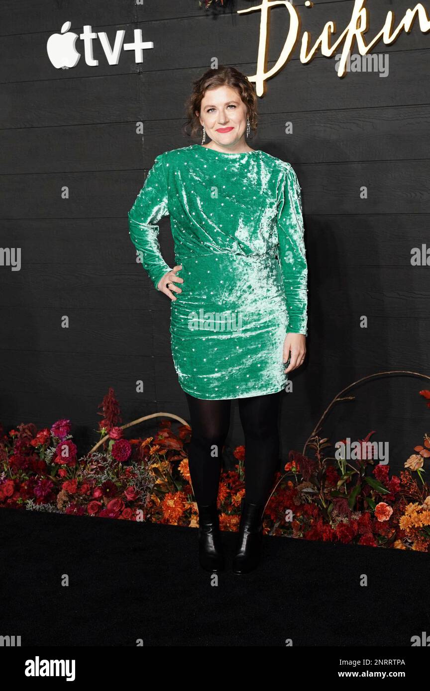 Photo by: John Nacion/STAR MAX/IPx 2019 10/17/19 Alena Smith at the ...