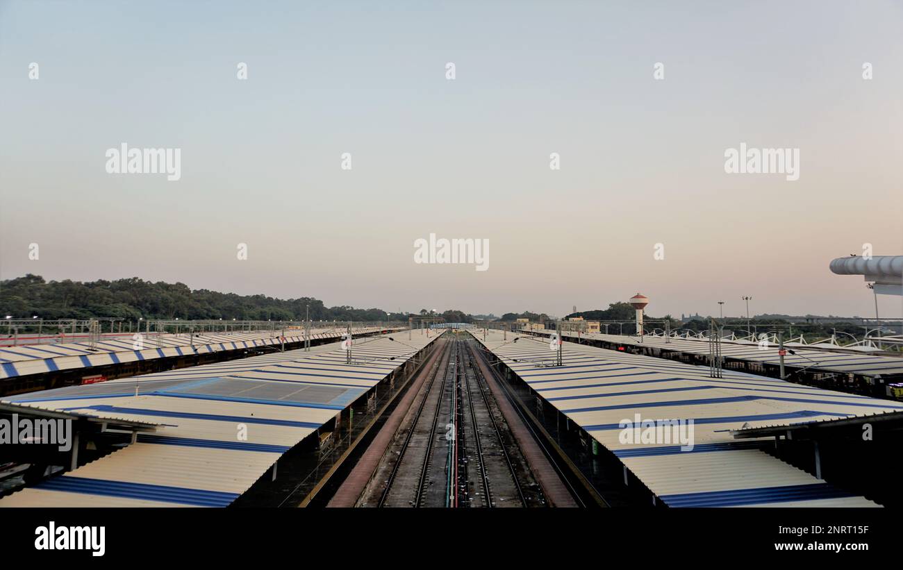 Sir m visvesvaraya terminal hi-res stock photography and images - Alamy