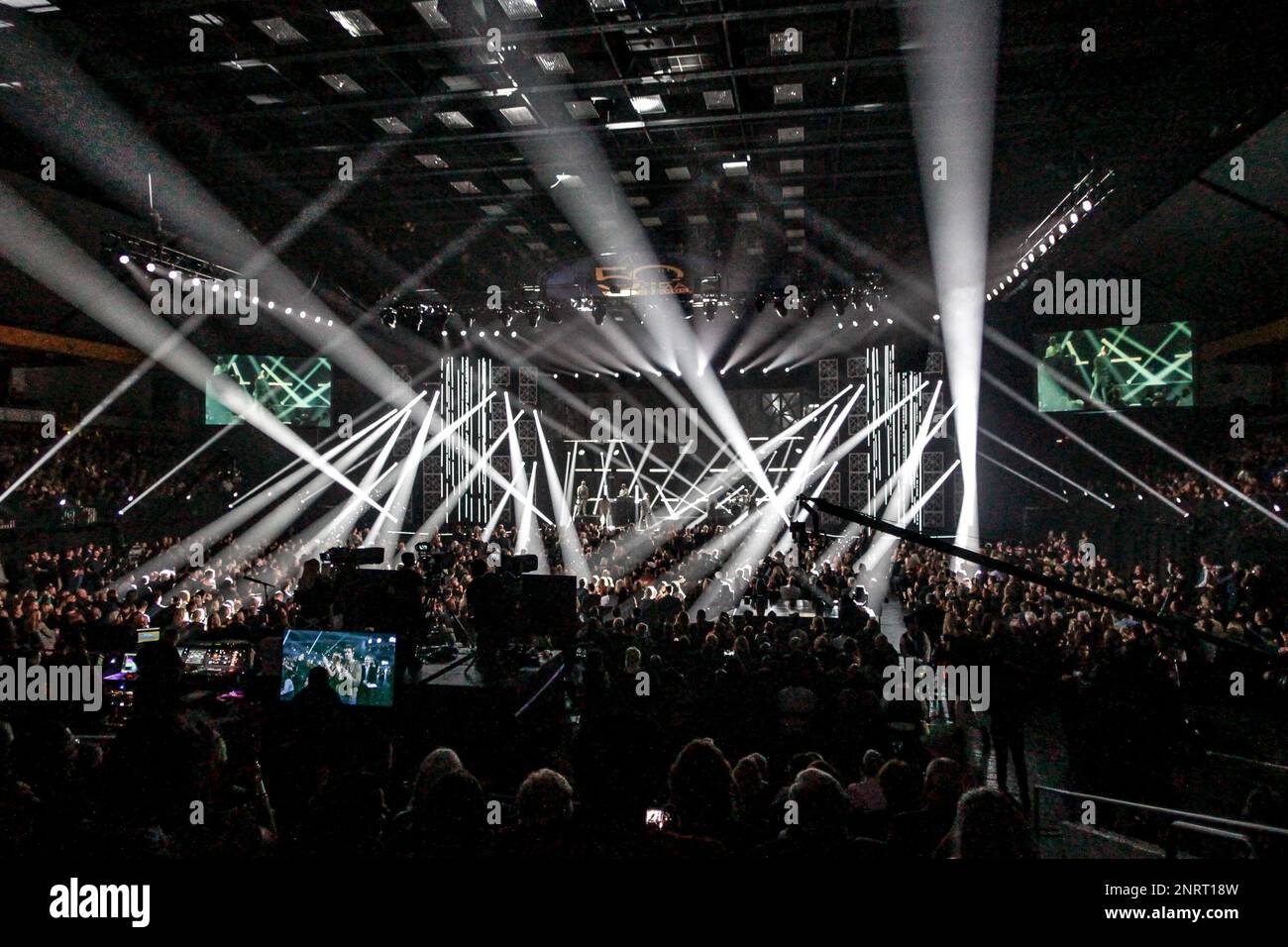 Icon sportswire hi-res stock photography and images - Alamy