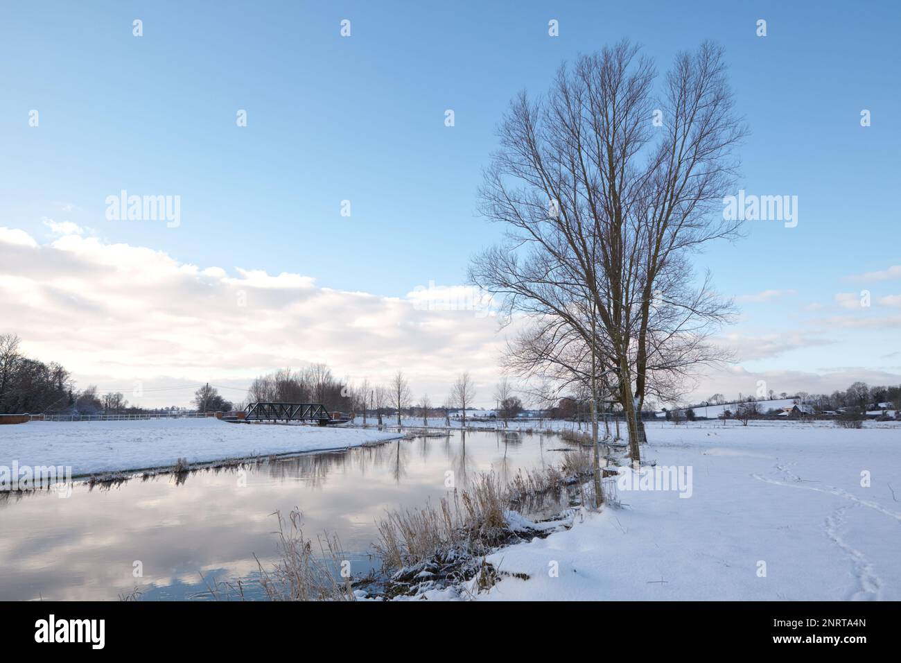 River waveney east anglia hi-res stock photography and images - Alamy