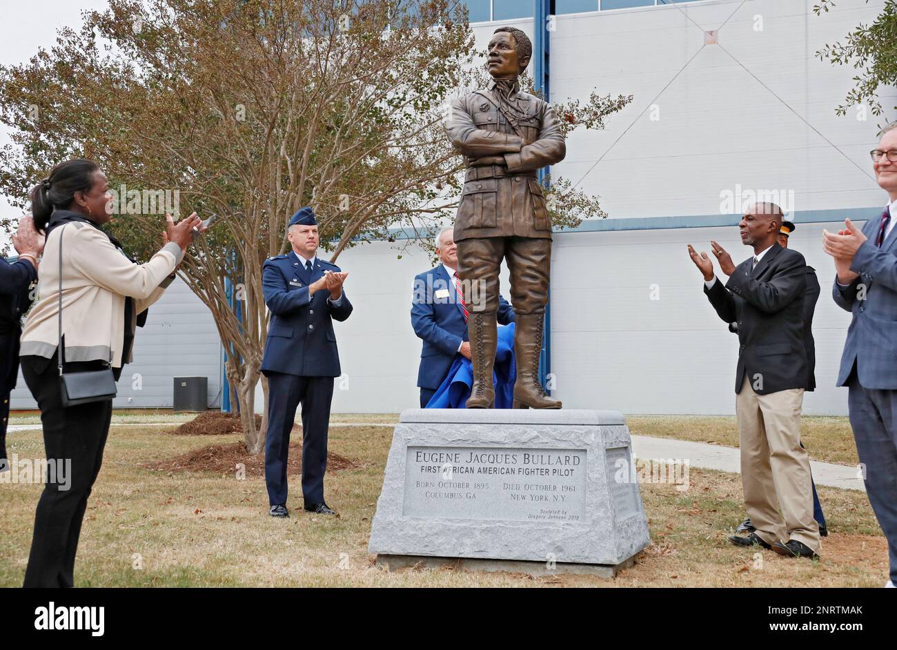 Harriett Bullard White (far left) and William Bullard (far right ...