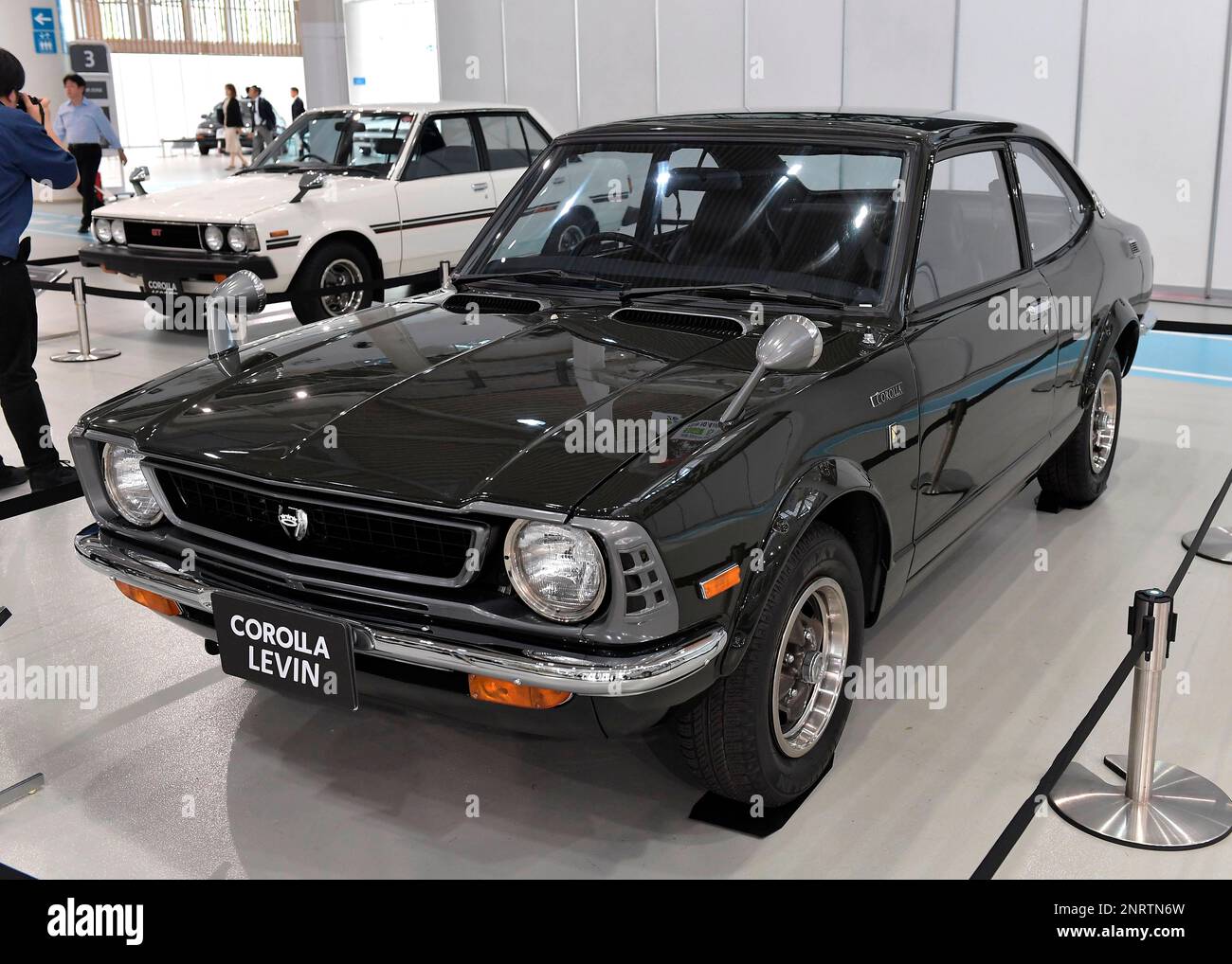 Toyota Carolla Levin TE27, which is one of the 2nd generation Corolla ...