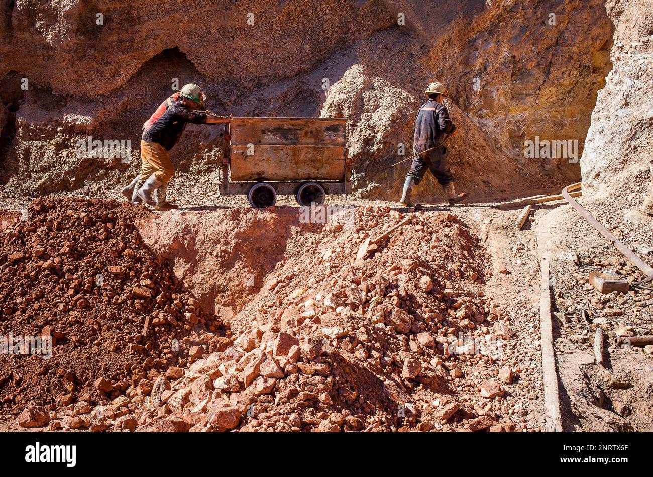 Bolivian miners working potosi hi-res stock photography and images - Alamy