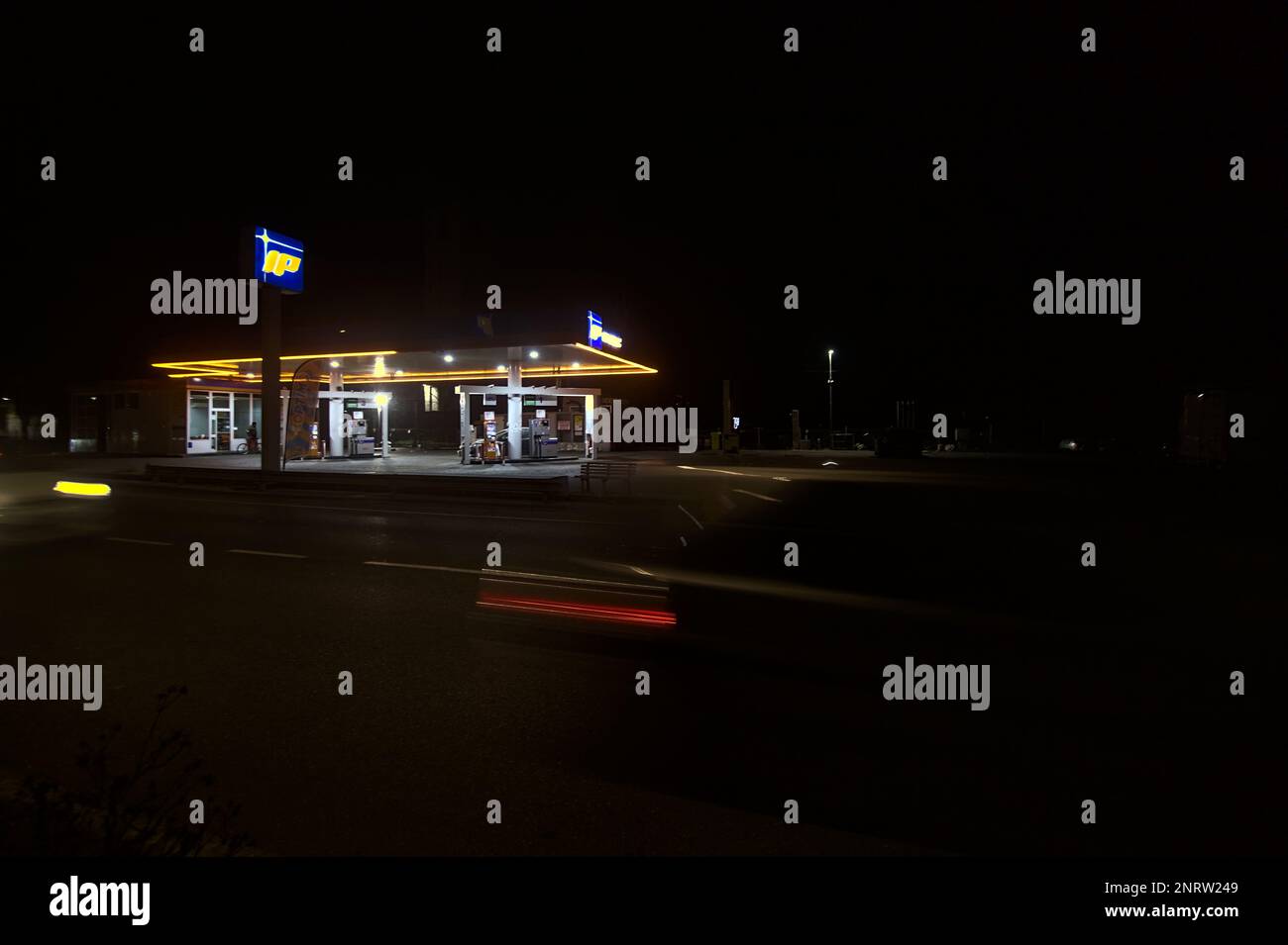 Night service gas fuel filling hi-res stock photography and images - Alamy
