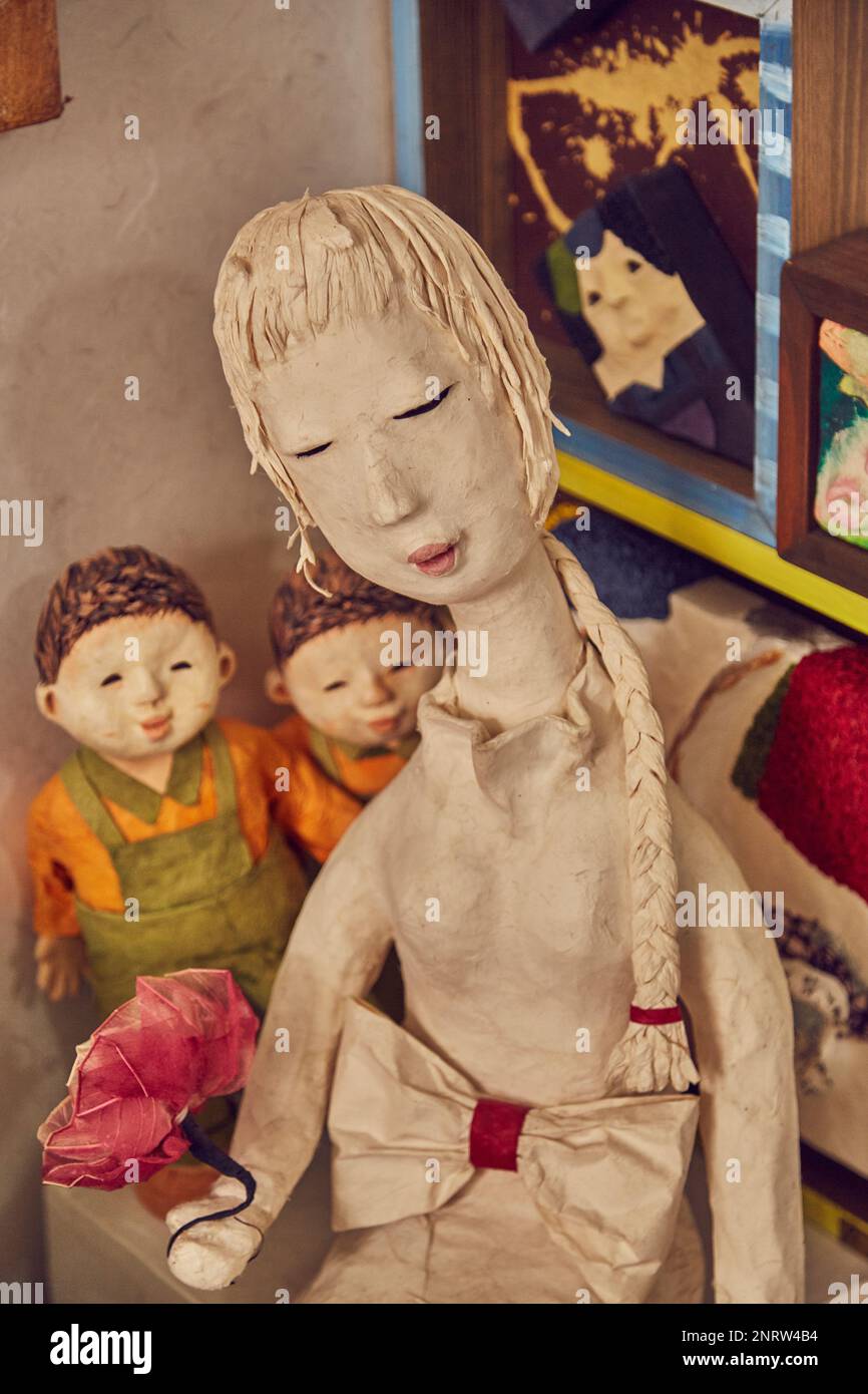 Hanji, traditional Korean paper, paper doll handmade from mulberry ...