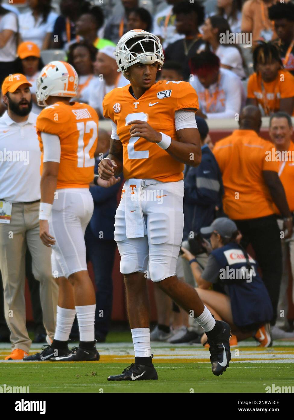 KNOXVILLE, TN - OCTOBER 05: Tennessee Volunteers Quarterback Jarrett ...