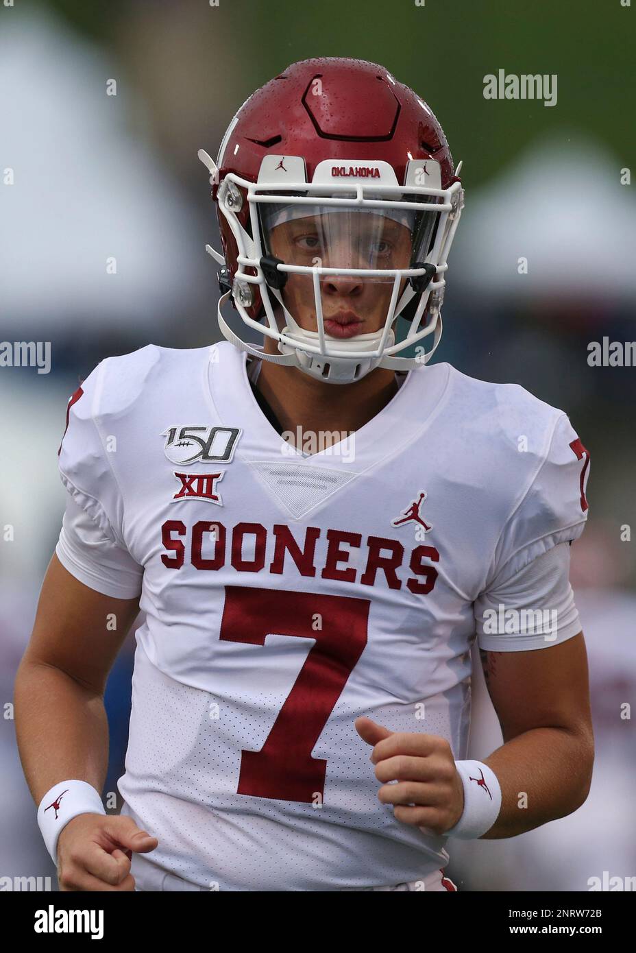 LAWRENCE, KS - OCTOBER 05: Oklahoma Sooners quarterback Spencer Rattler ...