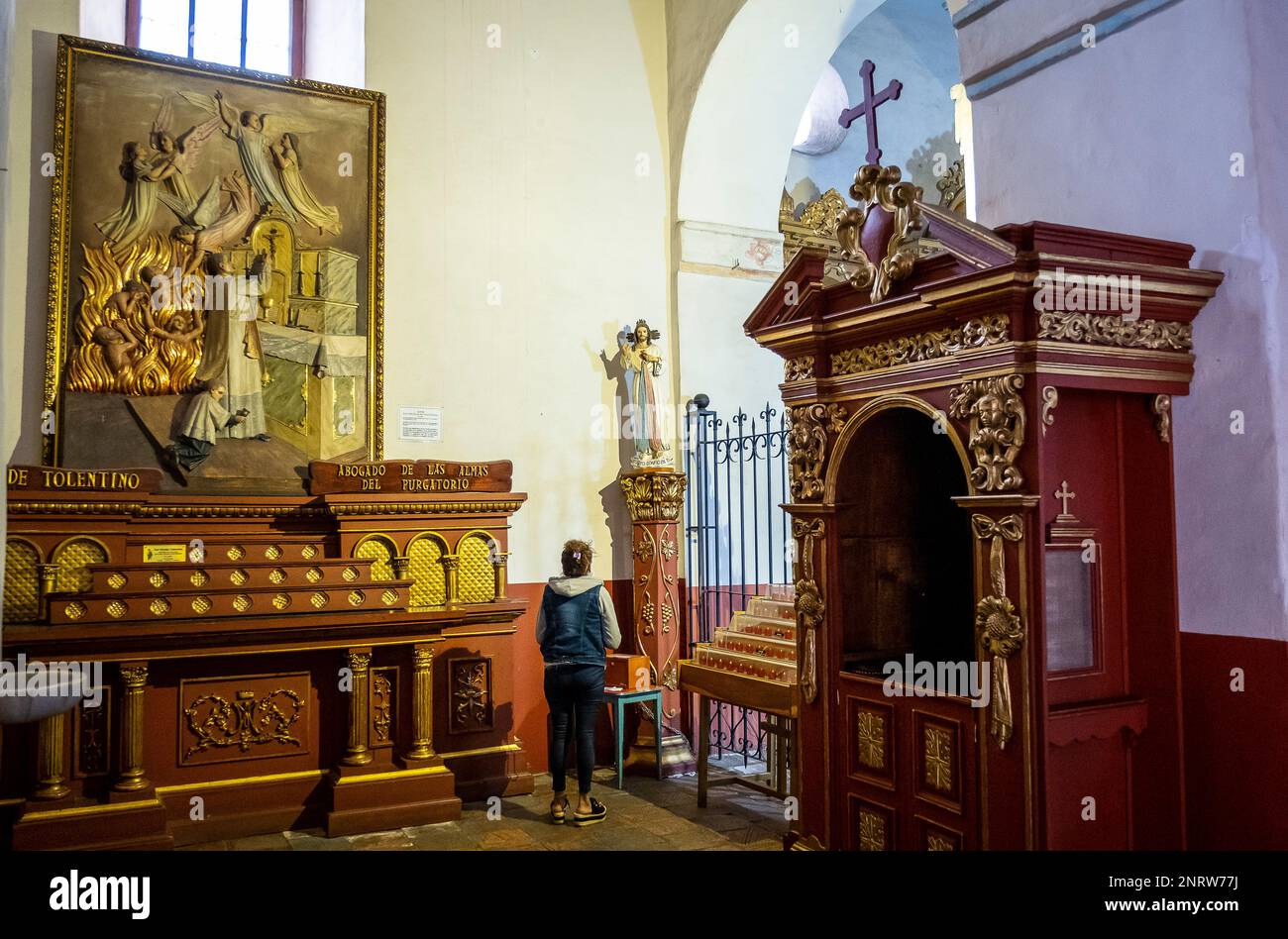 Woman praying, Iglesia de Nuestra Señora de la Candelaria, church ...