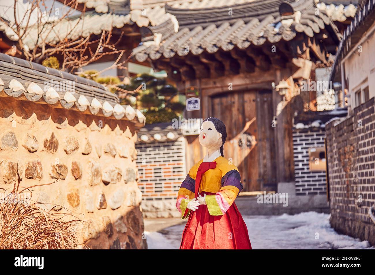 Hanji, traditional Korean paper, paper doll handmade from mulberry ...