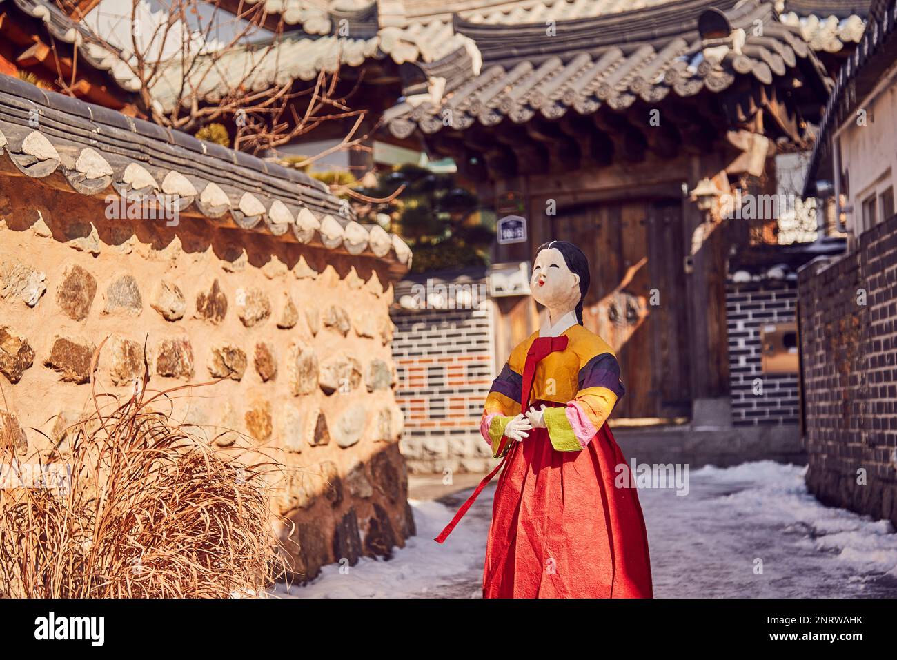 Hanji, traditional Korean paper, paper doll handmade from mulberry ...