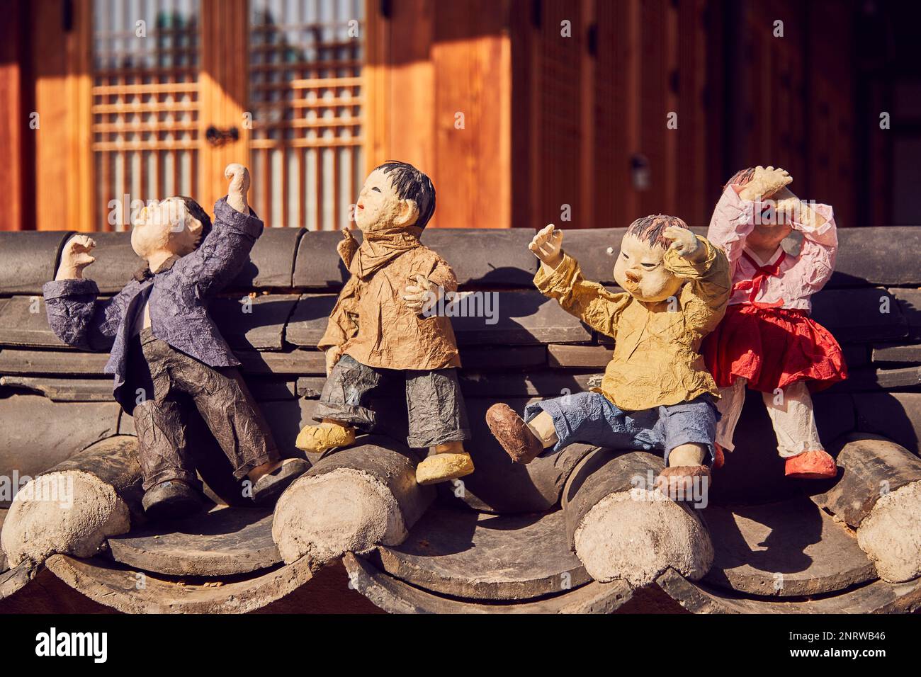 Hanji, traditional Korean paper, paper doll handmade from mulberry ...