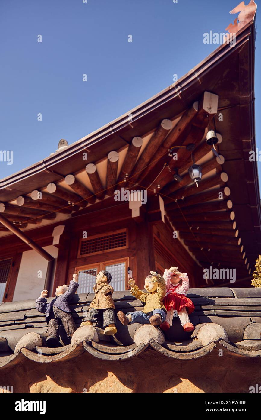 Hanji, traditional Korean paper, paper doll handmade from mulberry ...