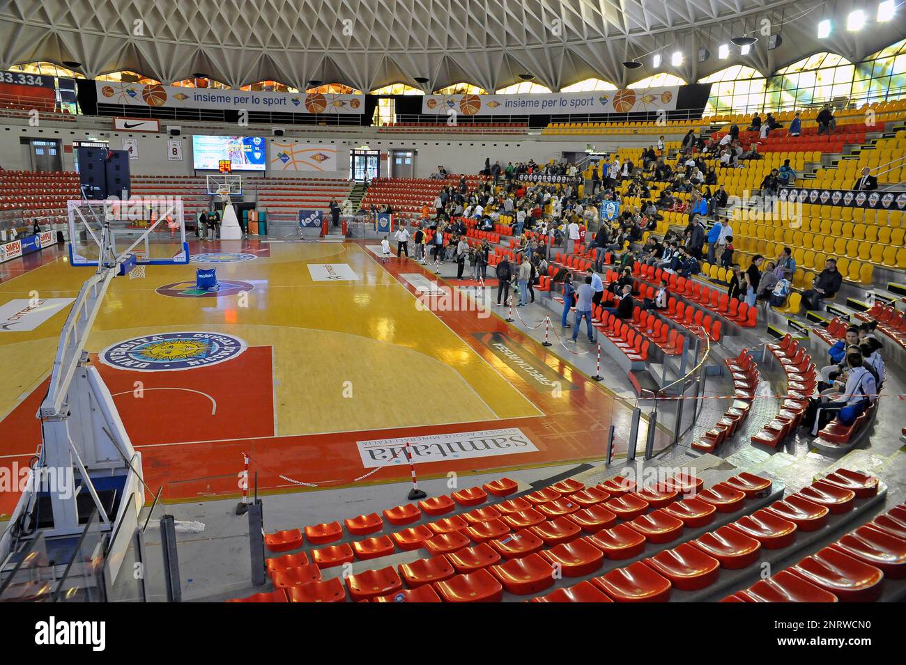 Seatsfloor hi-res stock photography and images - Alamy