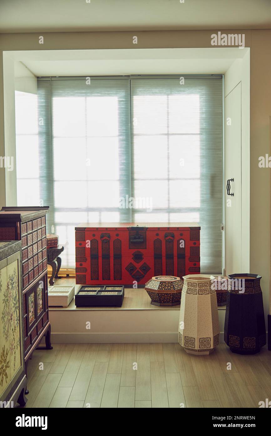 Hanji, traditional Korean paper, paper doll handmade from mulberry ...