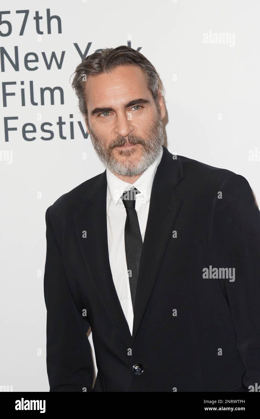 Photo by: John Nacion/STAR MAX/IPx 2019 10/2/19 Joaquin Phoenix at the ...