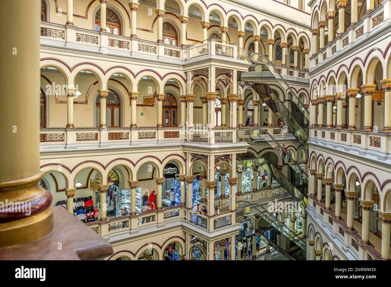 National Palace Mall, Centro Comercial Palacio Nacional, shopping ...