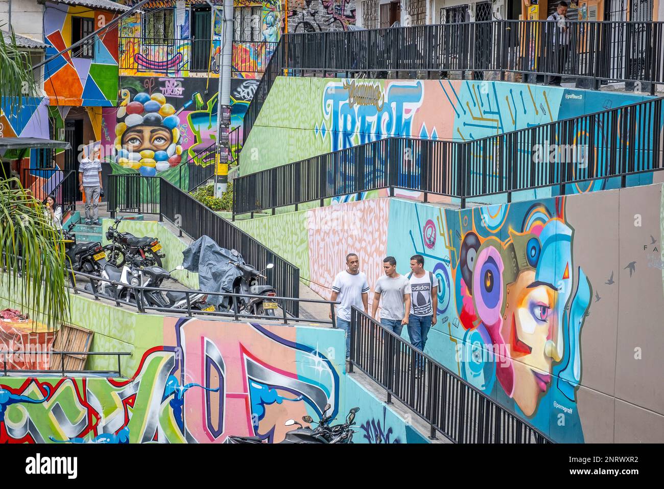 Street art, mural, graffiti, Comuna 13, Medellín, Colombia Stock Photo ...