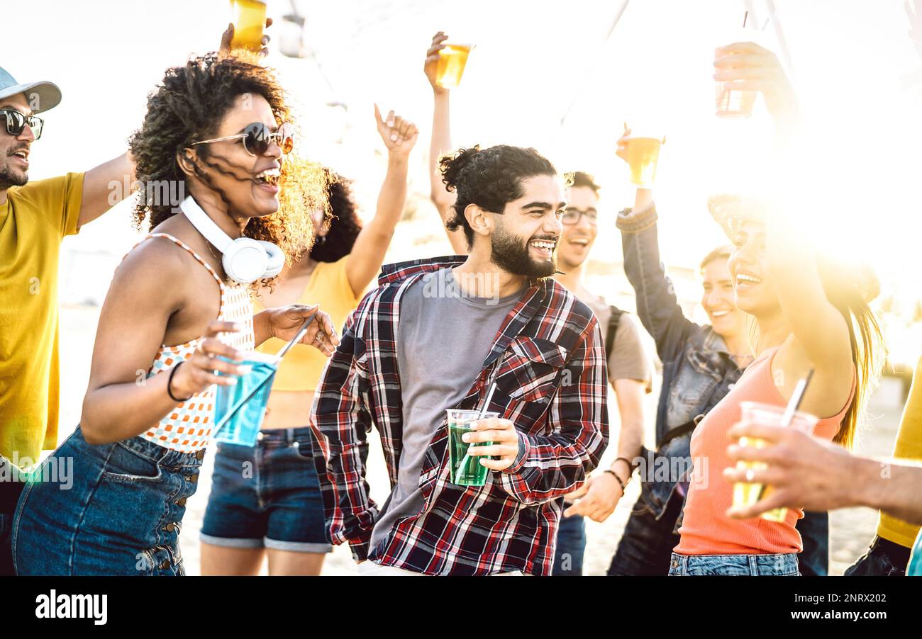 Spring break party hi-res stock photography and images - Alamy