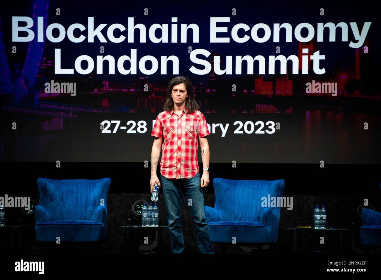 Location of the speakers chair hi-res stock photography and images - Alamy