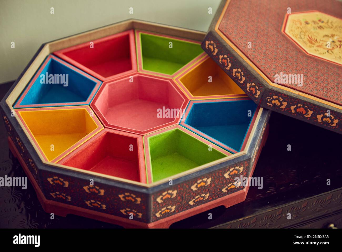 Hanji, traditional Korean paper, paper doll handmade from mulberry ...