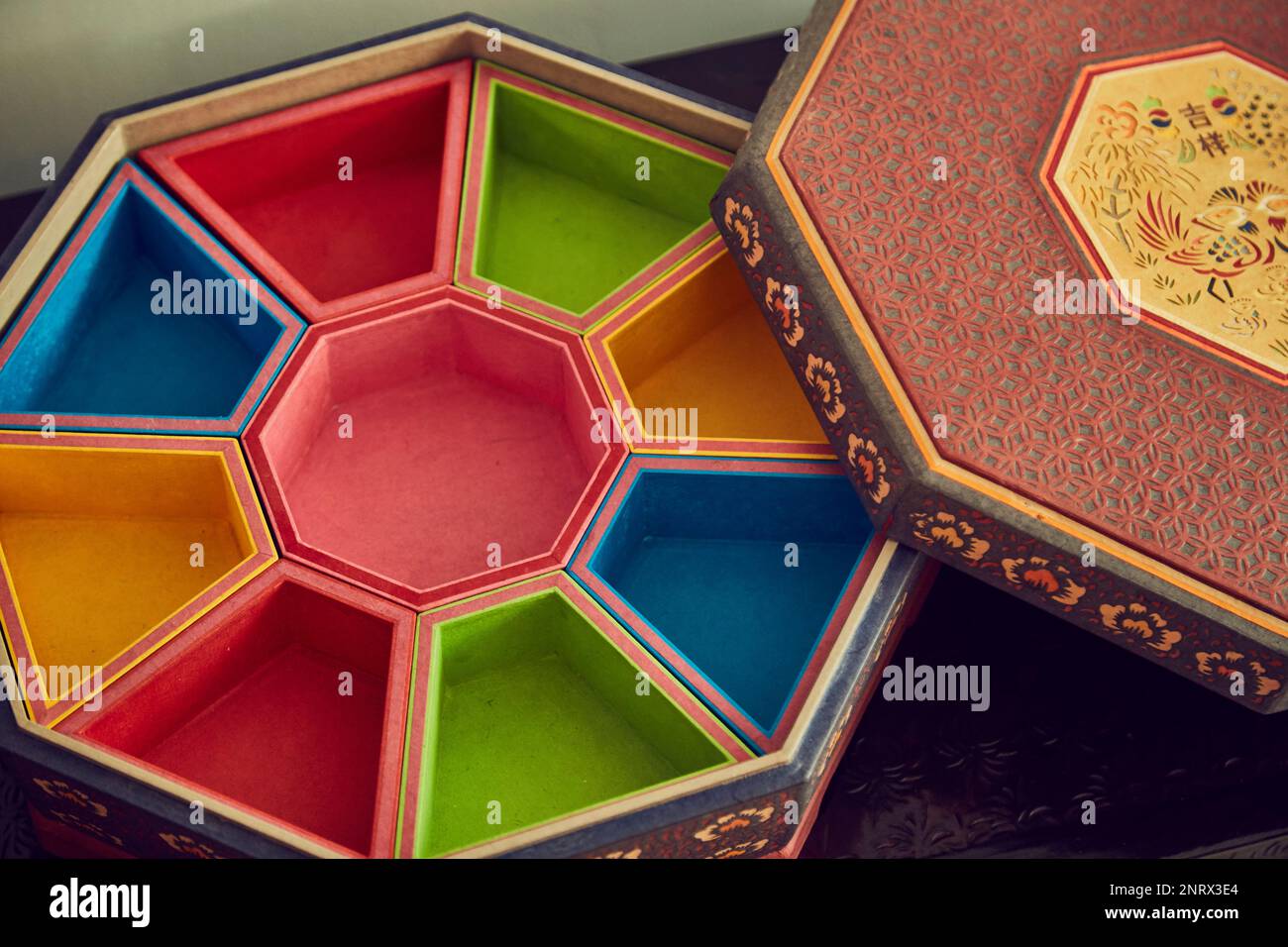 Hanji, traditional Korean paper, paper doll handmade from mulberry ...