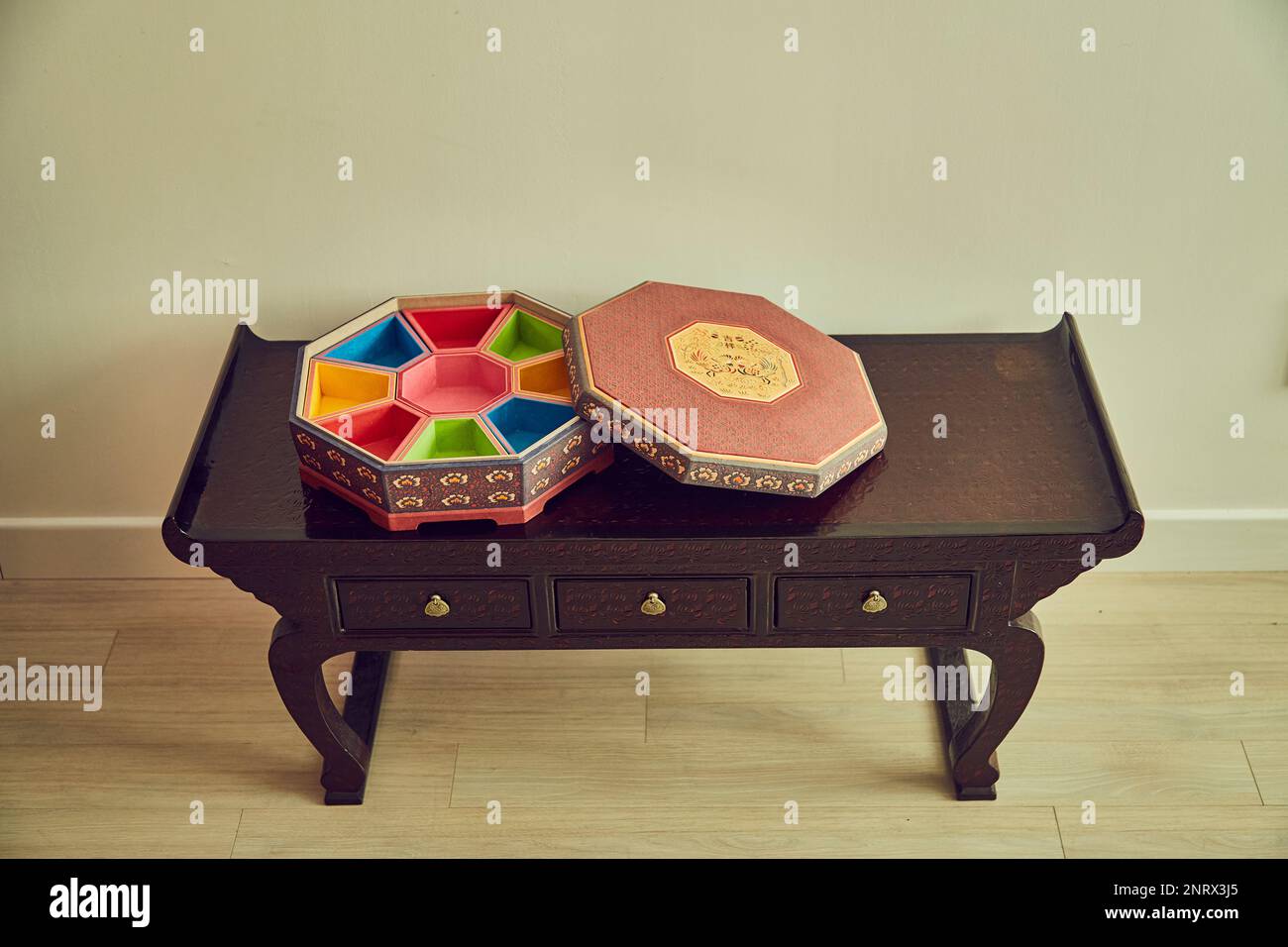 Hanji, traditional Korean paper, paper doll handmade from mulberry ...