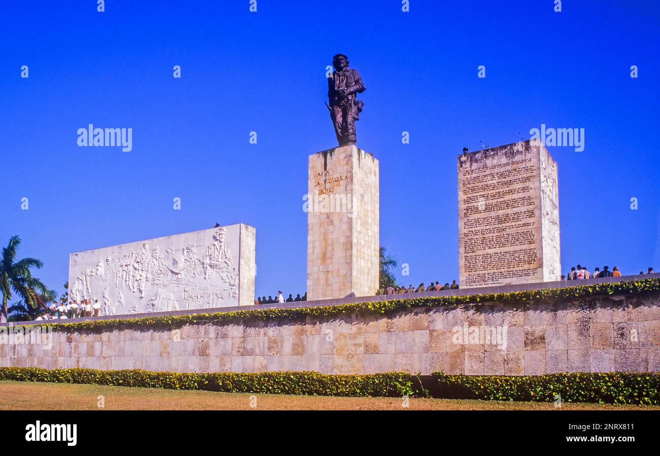 Monument and mauseleum in honour of the national hero Che Guevara ...