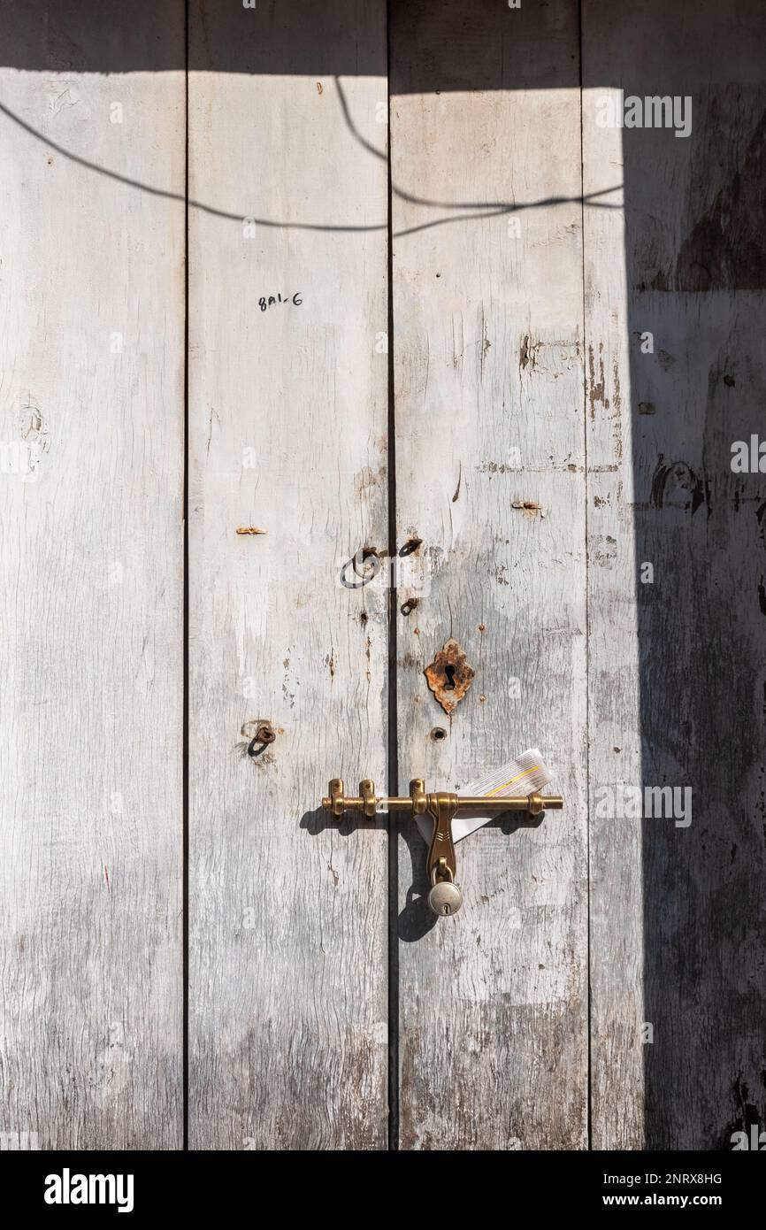 Old goa goa india door hi-res stock photography and images - Alamy