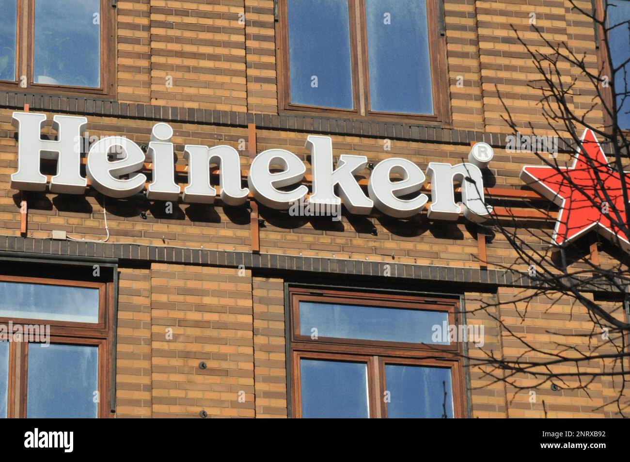 Dutch heiken beer hi-res stock photography and images - Alamy