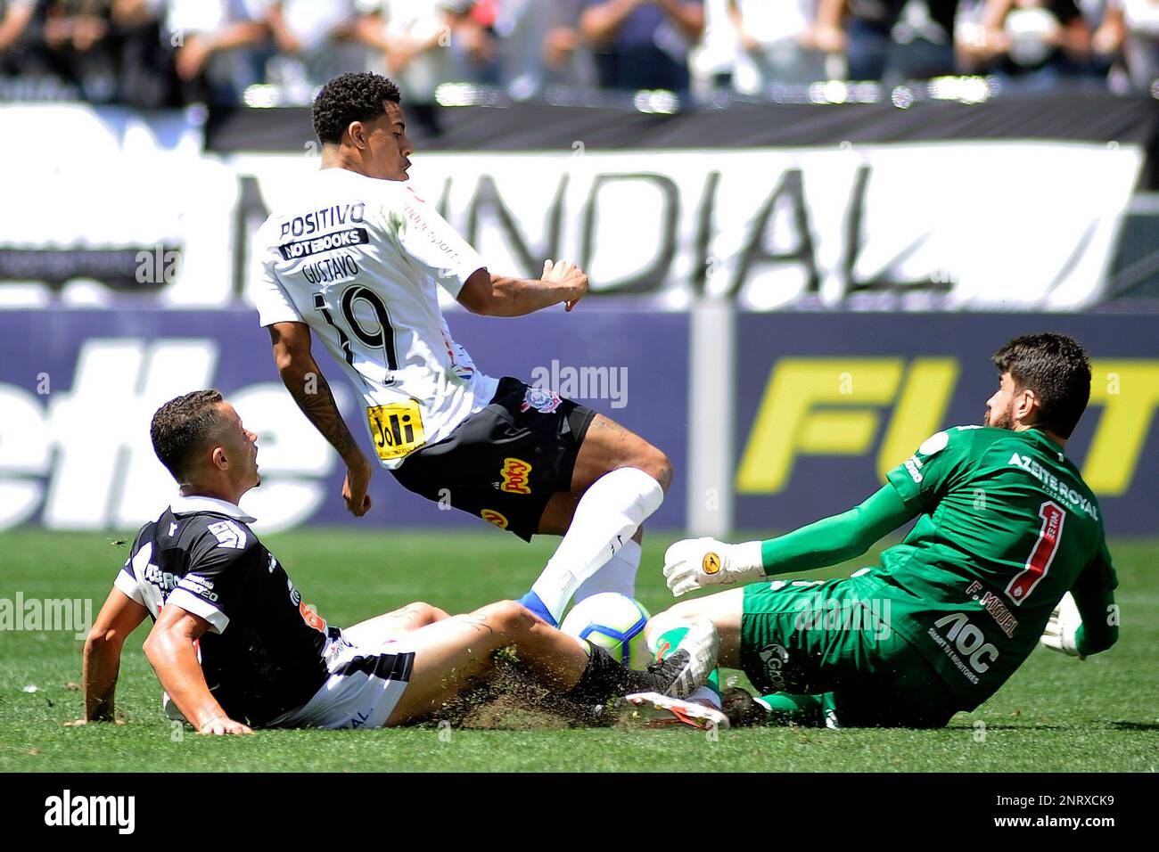 Brasileiro A 2019, Corinthians vs Vasco - Gustavo Corinthians player ...