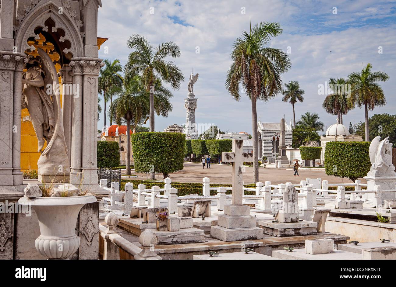 Cementerio Cristobal Colon, Colon Cemetery, La Habana, Cuba Stock Photo ...