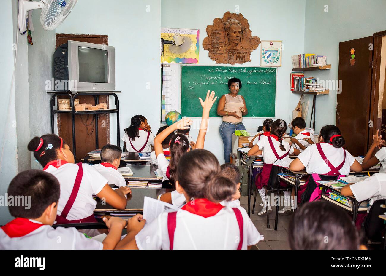 Nigeria children classroom hi-res stock photography and images - Alamy