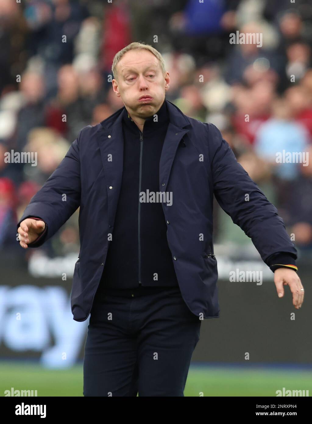 Steve Cooper manager of Nottingham Forest wave to the Fans during ...