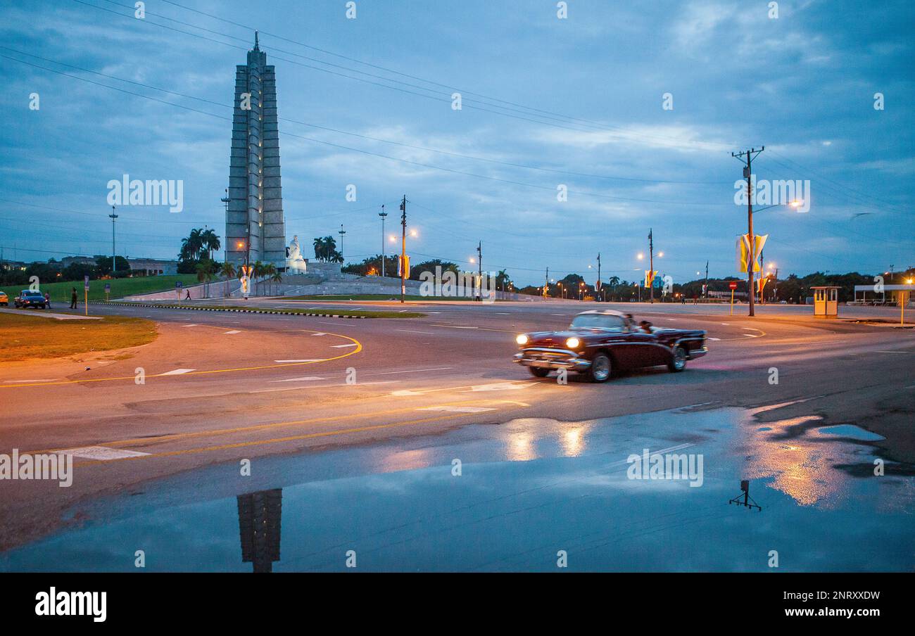 Revolution Square, ''Plaza de la Revolucion'' with the giant Obelisk ...