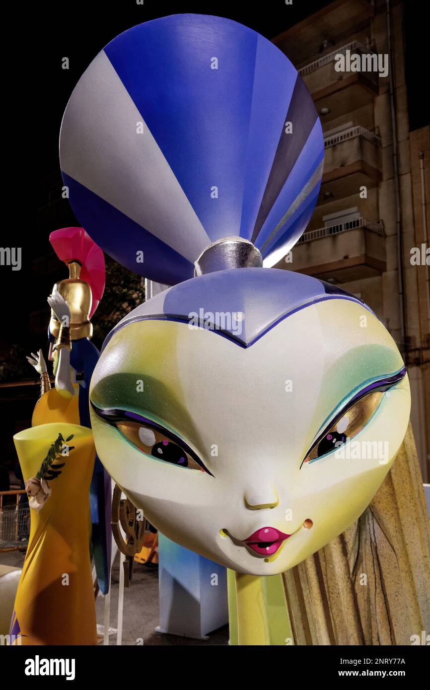 Cartoon alien face hi-res stock photography and images - Alamy