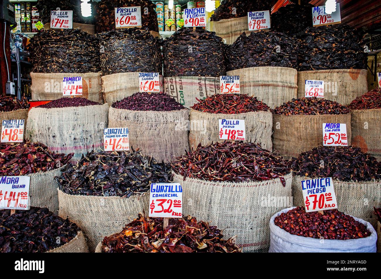 La Merced market, Chile or pepper shop, Mexico City, Mexico Stock Photo - Alamy