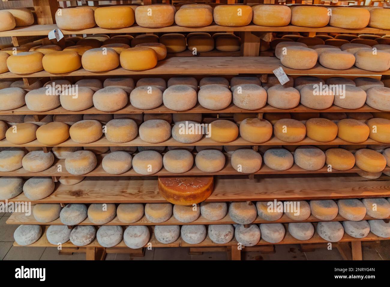 Large cheddar wheel hi-res stock photography and images - Alamy
