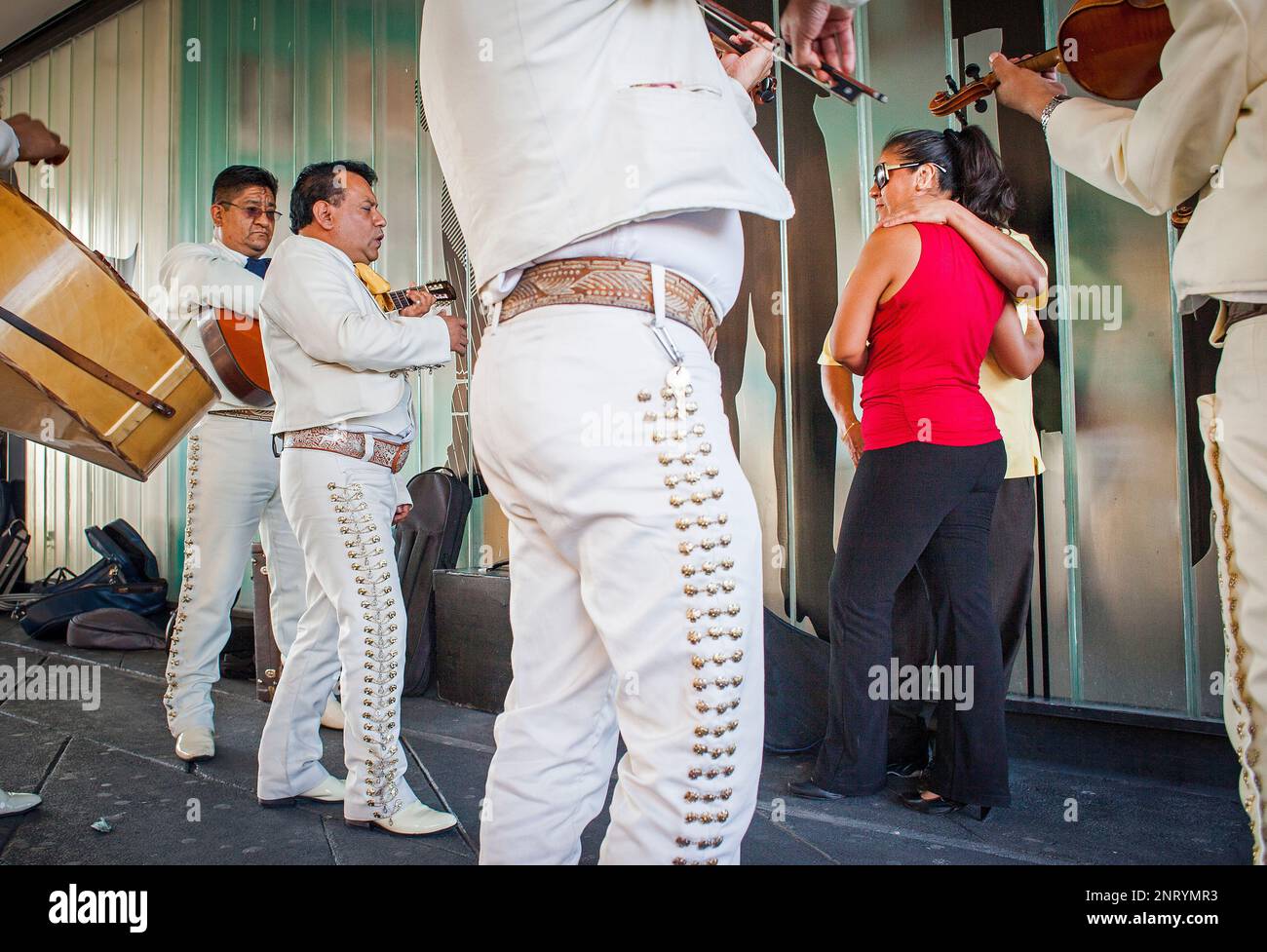 Mariachis singing a couple, Plaza Garibaldi, Mexico City, Mexico Stock ...