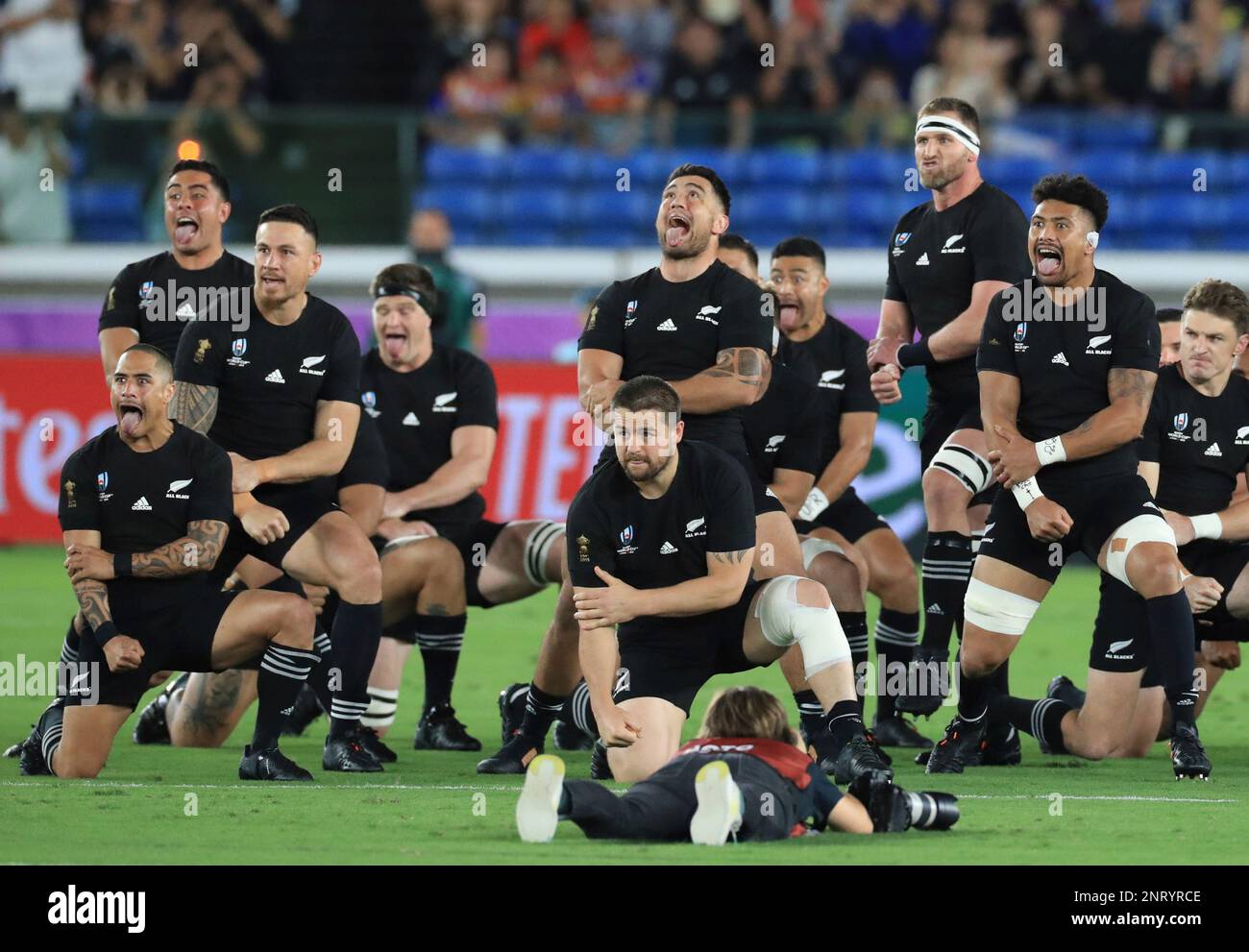 The All Blacks of New Zealand perform Haka dance ahead of the Pool B ...