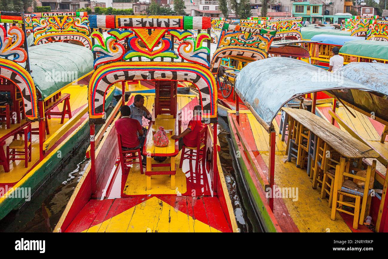 Trajineras on Canal, Xochimilco, Mexico City, Mexico Stock Photo - Alamy