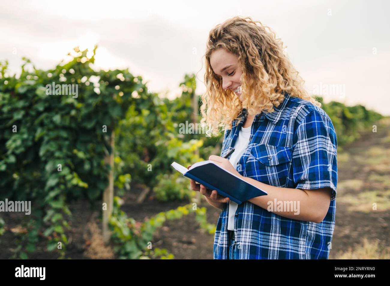 Smart farming using innovative hi-res stock photography and images - Alamy